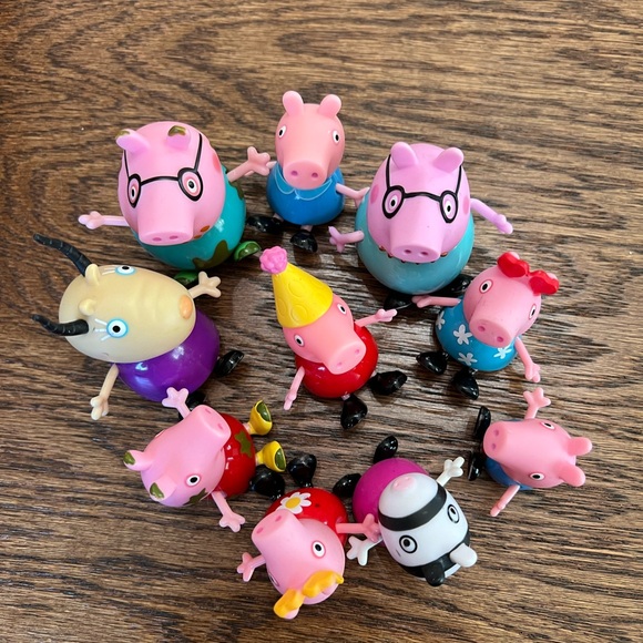 Mattel | Toys | Peppa Pigs Vintage 203 Pigs Pigs Goat Zebra Super Cute ...